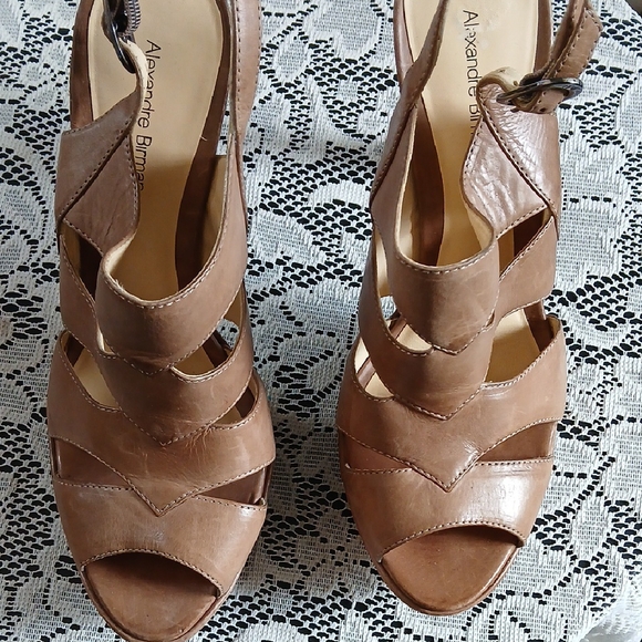 Alexandre Birman | Shoes | Alexandre Birman Tan Leather Heels With ...